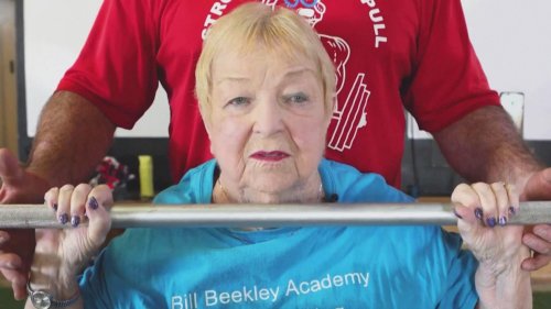 100-Year-Old Powerlifting Great Grandma Is Now in Guinness Book of ...