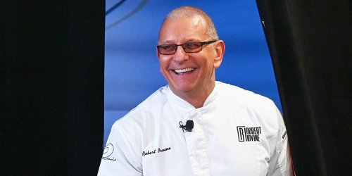 Celebrity chef Robert Irvine shares the biggest red flag he looks for ...
