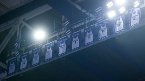 Who are the Kentucky basketball greats with jerseys hanging in the Rupp ...