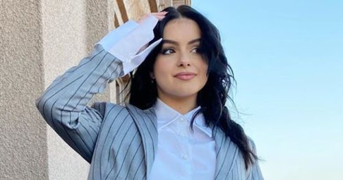 Ariel Winter Flaunts Toned Tummy and Long Legs in New Sultry IG Snaps ...