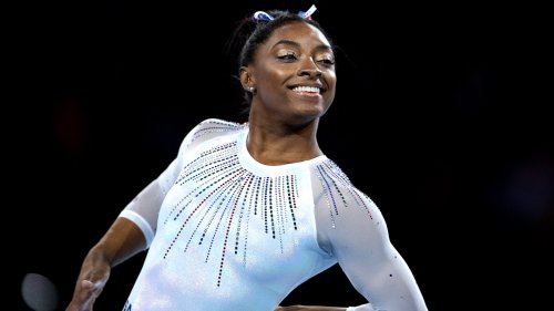 Olympian Simone Biles Wins a 2021 ESPY Award for Best Championship ...