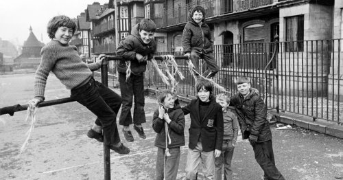 70 incredible photos that capture life in Liverpool in the 1970s ...