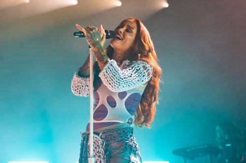Kehlani Debuts New Girlfriend Kiara “Kiki” Russell On TikTok After ...