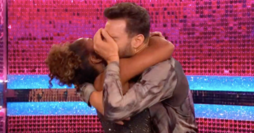 Helen Skelton Breaks Down In Tears Over Strictly Come Dancing Journey