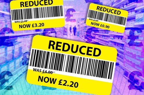 When do supermarkets reduce prices? Yellow sticker times for Tesco ...