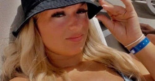 Glamorous new Diddly Squat farmhand Harriet Cowan swaps her wellies for a bikini as she enjoys ...