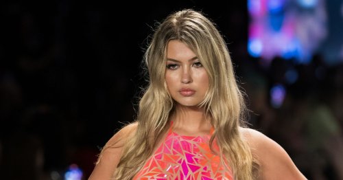 Models Wear Bikinis Made Out Of Duct Tape In Seriously Sexy Catwalk Show Flipboard