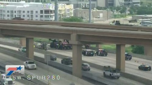 Major Crash Closes I-35W North Near Downtown Fort Worth | Flipboard
