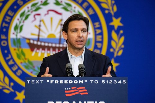Ron DeSantis Heckled During New Hampshire Rally, Video Shows | Flipboard