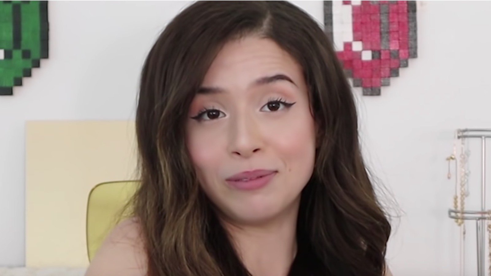 What These Twitch Streamers Look Like Without Makeup | Flipboard