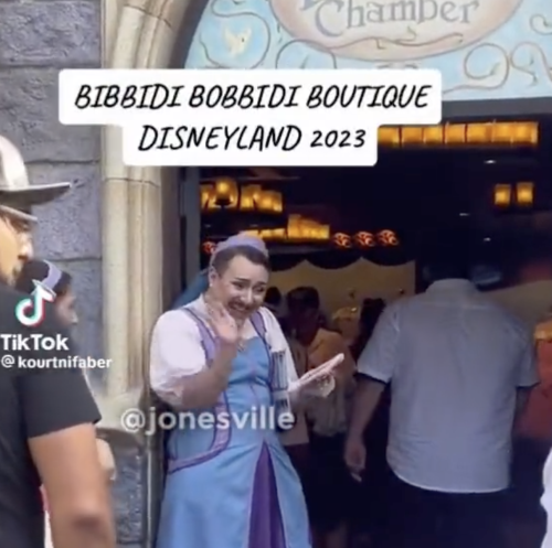 Disney Employs Man In Dress To Work Upfront At Little Girl Store ...