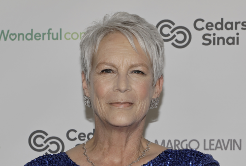 Jamie Lee Curtis Sparkles In Extravagant Blue Sequin Gown Flipboard