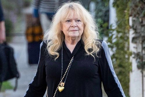 Betty White fans won't want to hear this Sally Struthers story | Flipboard