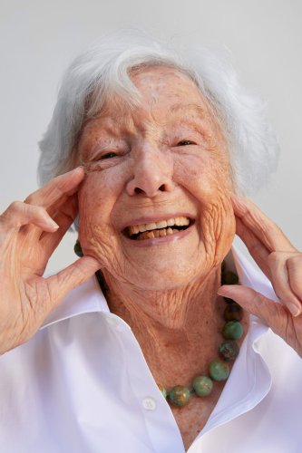 99 Year Old Great Grandmother Becomes Fan Favorite Model For Makeup