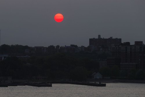 Why Is the Sun Red? All About the Air Quality Index and What It Means ...