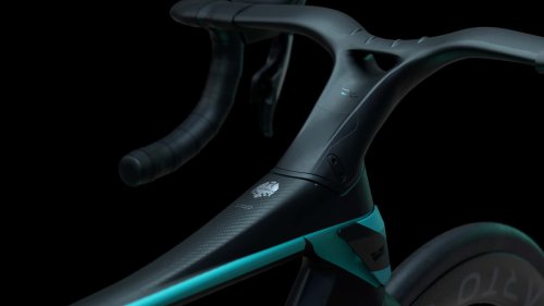 Bianchi's RC Oltre Hyperbike Proves That Two Wheels Can Be As Fast As Four | Flipboard