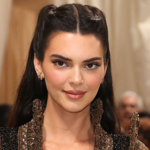 Kendall Jenner Fans Call Her The Most Beautiful Woman In The World After She Flaunts Her