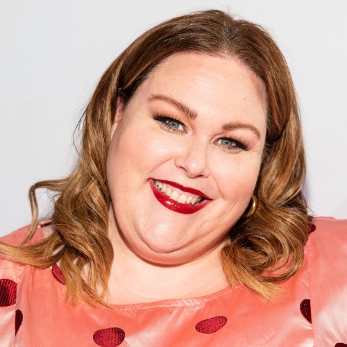 Chrissy Metz Shows Off 100-Lb Weight Loss And Reveals She's Now ...