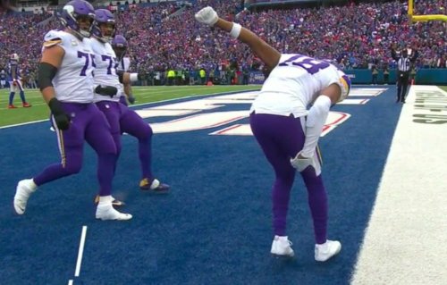 Bills TD Ties Vikings VIDEO: Justin Jefferson 'Fake Hamstring Injury ...