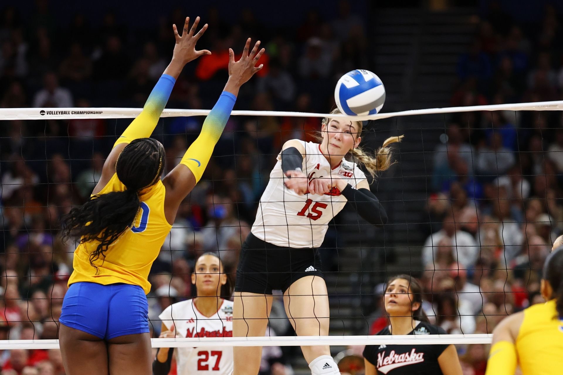 Merritt Beason, Kennedi Orr, and others react to Nebraska Volleyball's ...
