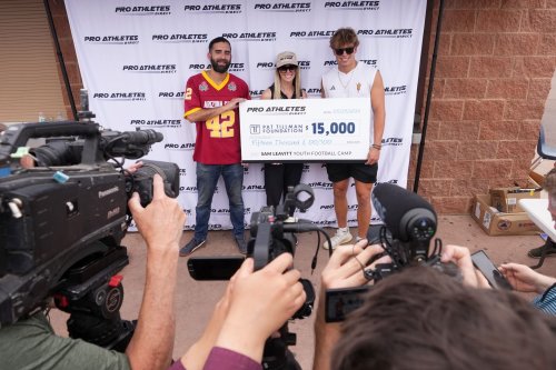 Arizona State QB Sam Leavitt makes a $15,000 move to honor former NFL ...