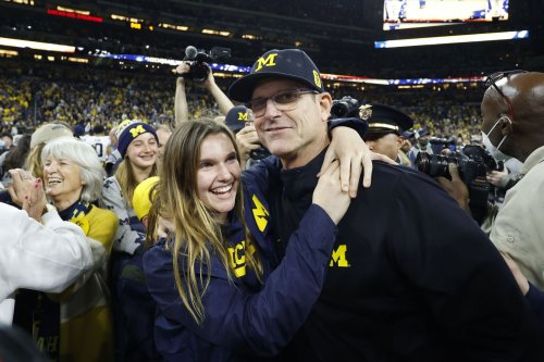 Jim Harbaugh’s daughter Grace taps into West Coast vibe with trip to ...