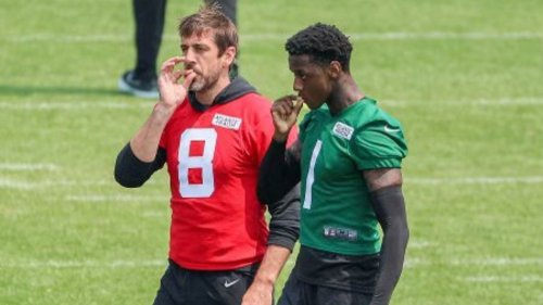 "Give them boys a drug test" - NFL fans rip Aaron Rodgers over viral ...