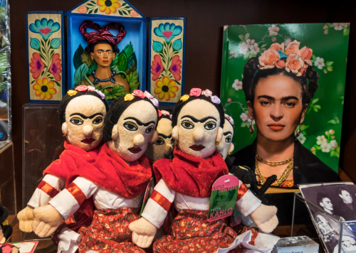 Frida Kahlo: The life story you may not know: Masterworks compiled a ...