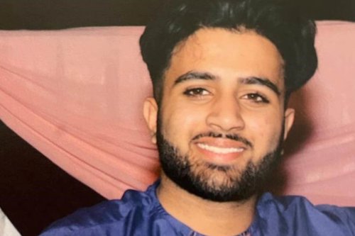 Jury Sworn In Trial Of Eight People Accused Of Mens Car Crash Murder