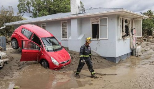 Extraordinary images capture destruction caused by Cyclone Gabrielle in ...
