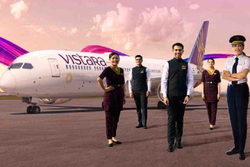 Vistara cabin crew to wear black-coloured outfits until uniform shortage issue resolved | Flipboard