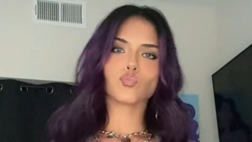 I’m a 32B still dating 8-10s – my ancestors gave me tiny tatas but I ...