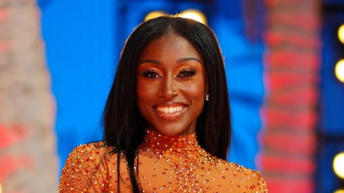 Meet stunning MLB Draft host AJ Andrews, who was pro softball player ...