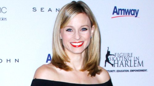 Who is CNBC anchor Courtney Reagan? | Flipboard