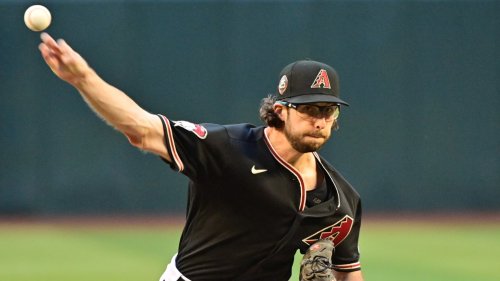 WATCH: MLB Pitcher Kills Passing Bird With Warm-Up Throw | Flipboard