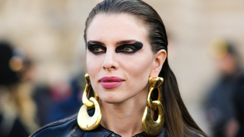 The Most Outrageous Outfits Julia Fox Has Ever Worn | Flipboard