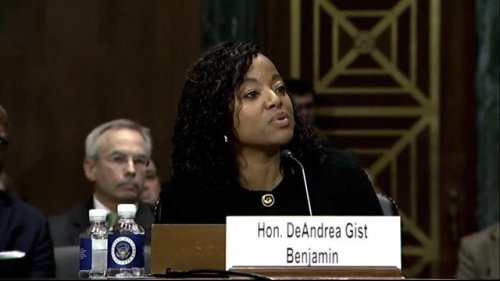 Sen. Cruz (R-TX) patronizes Judge DeAndrea Gist Benjamin at her ...