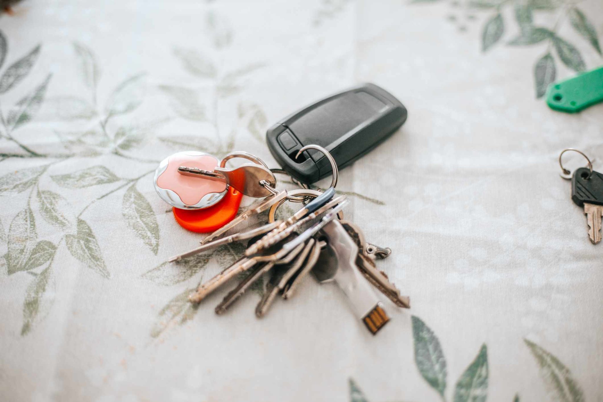 Wait, Don't Throw Out Your Old Keys — 7 Smart Ways to Reuse Them Around ...