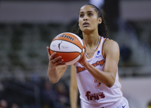 Top 3 Swimsuit Photos Of WNBA Star Skylar Diggins | Flipboard