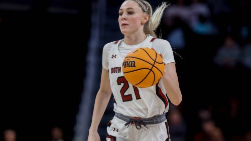 ‘I always do this’: USC freshman Chloe Kitts overcomes nerves, shines ...