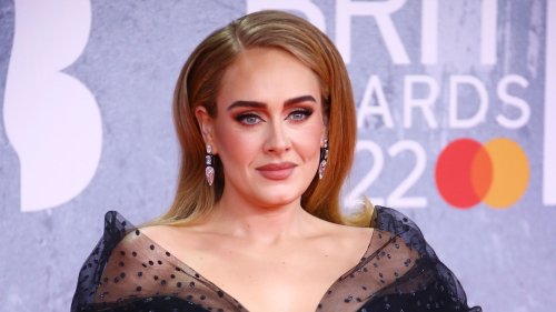 Adele reveals she’s suffering from painful skin condition as she ... Adele reveals she’s suffering from painful skin condition as she ...