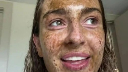 I had a HUGE fake tan fail spraying it on my face with my eyes closed ...