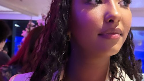 Sky Sports presenter Naomi Schiff joins no bra club and shows off ...