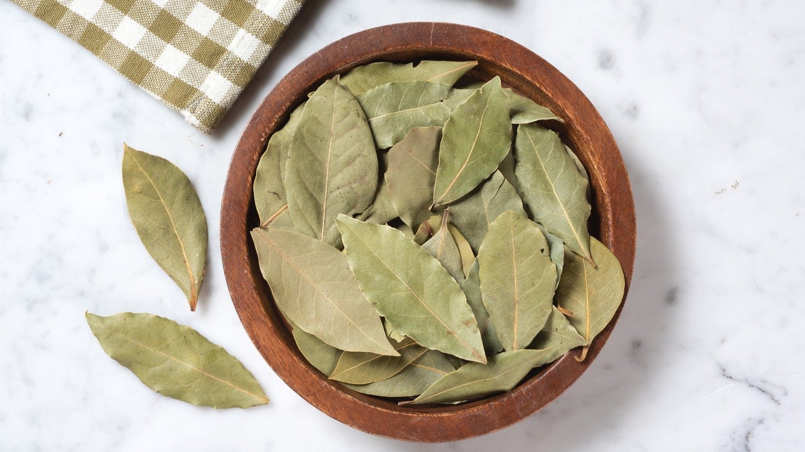 The Purpose Of Using Bay Leaves May Be A Mystery | Flipboard