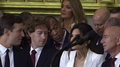Did Mark Zuckerberg get caught peeping at Lauren Sánchez’s chest during ...
