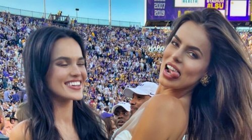 Sports Illustrated Swimsuit Model Brooks Nader Was Setting The Internet ...