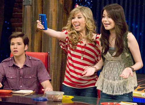 ‘iCarly’ Creator Dan Schneider Denies Misconduct Allegations Against ...