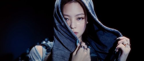 Blackpink’s Jennie Gets Her Own Customized Porsche Taycan 4S Cross ...