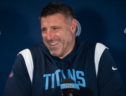Titans Head Coach Mike Vrabel Has Priceless Reaction When Asked About