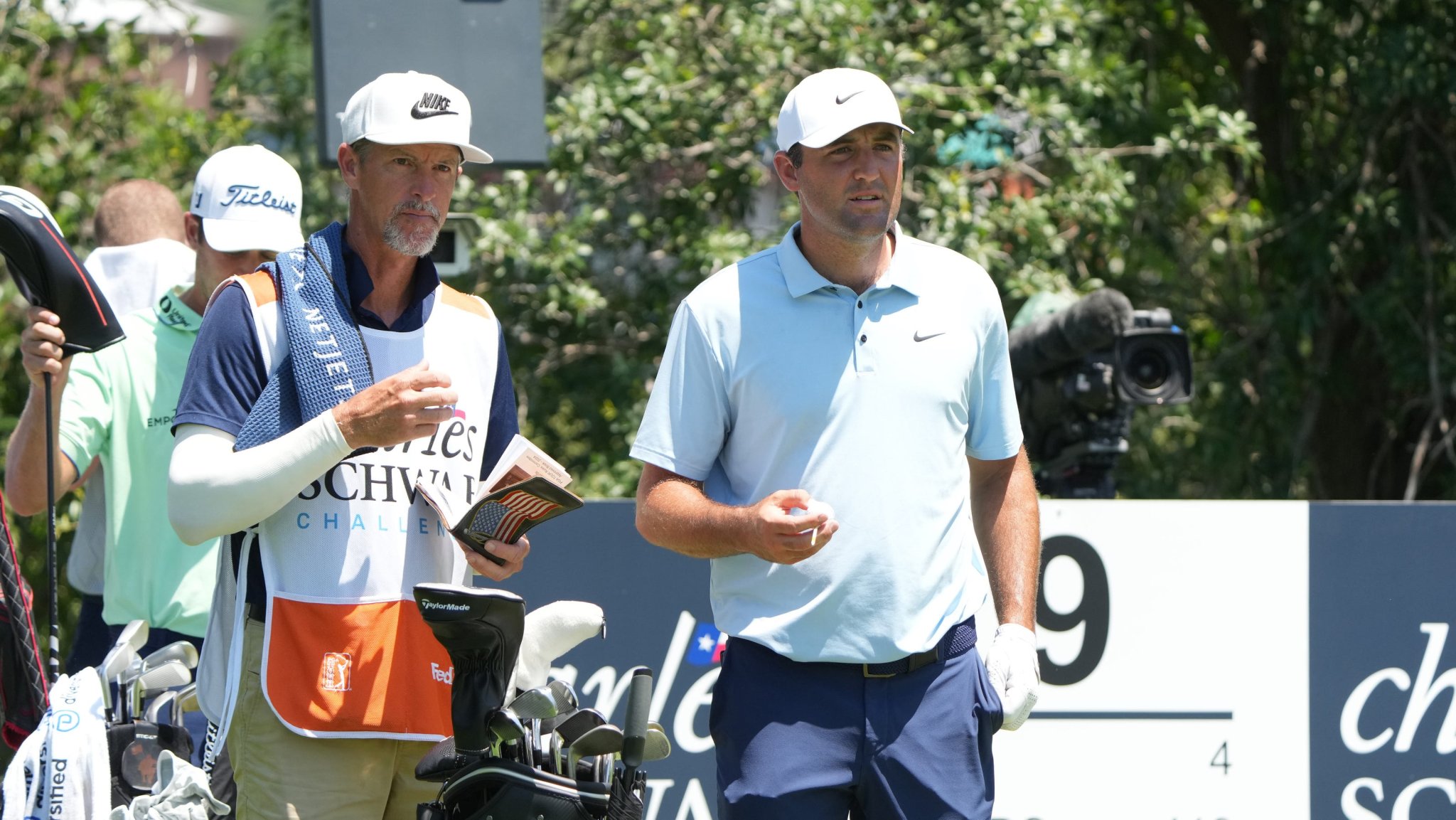 After barely making the cut, Scottie Scheffler climbs into top 10 at ...